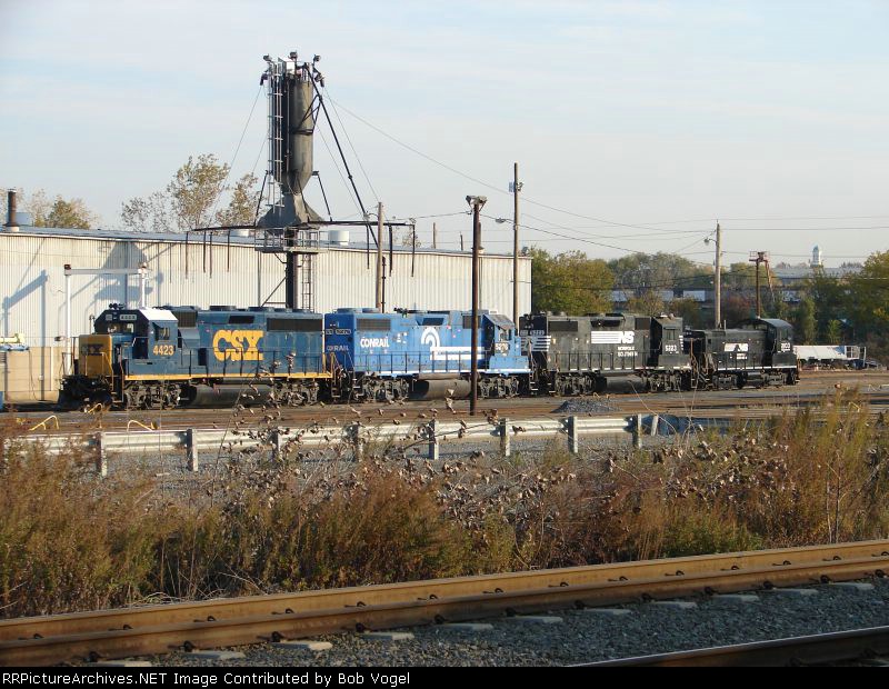 CSX 4423; NS 5276, 5223, 2103